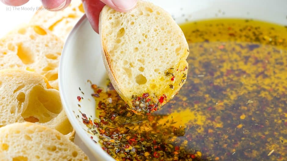 Copycat Bonefish Grill Bread Dipping Oil (Best Dipping Oil Recipe ...